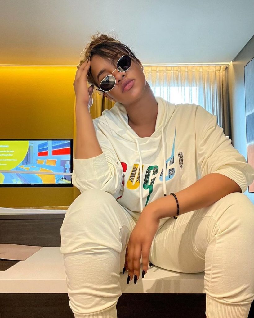 Nyuma yo kuzuza miliyoni y'abamukurikira kuri Instagram, Shaddy Boo ...