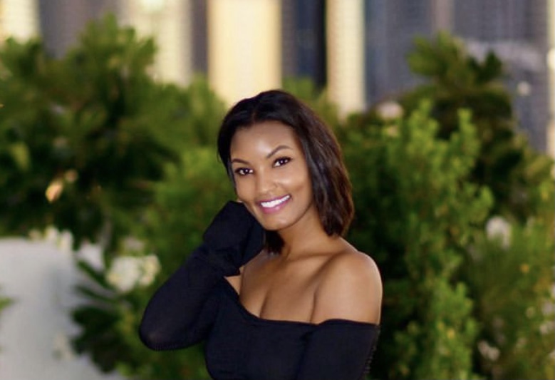 Kate Bashabe yatunguwe n’inshuti ze zimwifuriza isabukuru nziza y ...