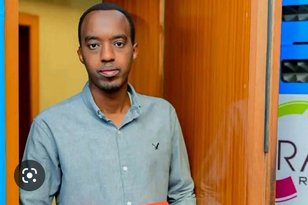 Umunyamakuru Reagan Rugaju yasabye APR FC guhindura ibyo ikora ikigira ...