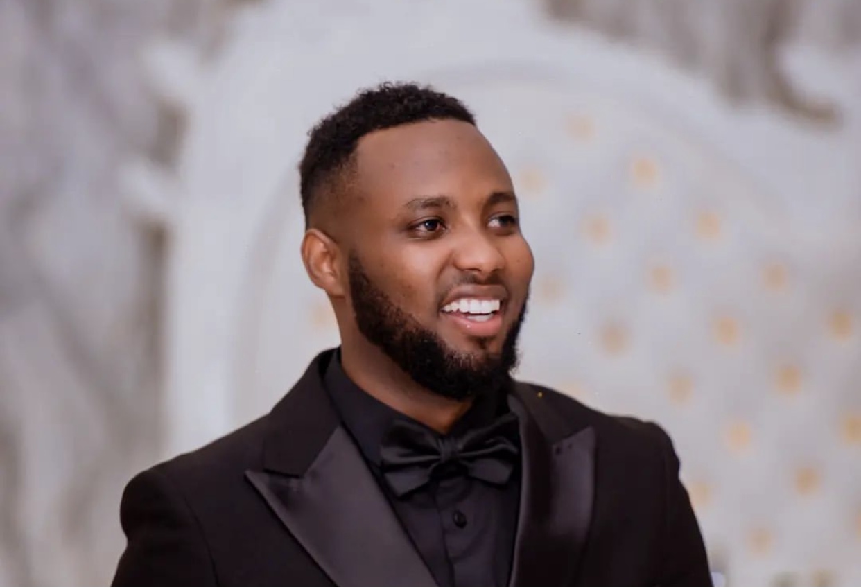 Uru rukundo ni ntagereranywa: Yverry yashyize hanze videwo iteye ubwuzu ...