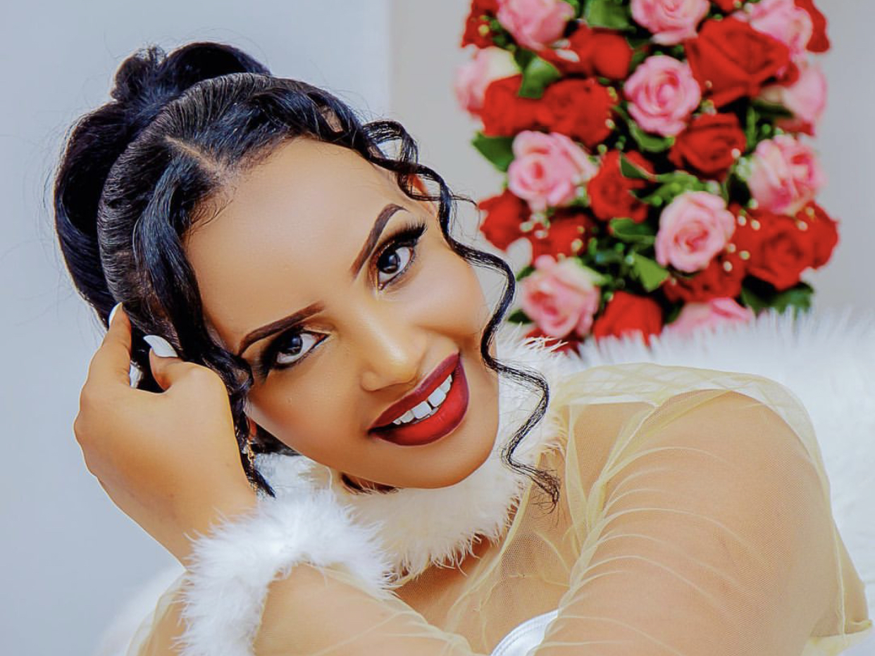 “Urasa neza maman Amora”-Bahavu Janet yongeye kuzamura amarangamutima y ...