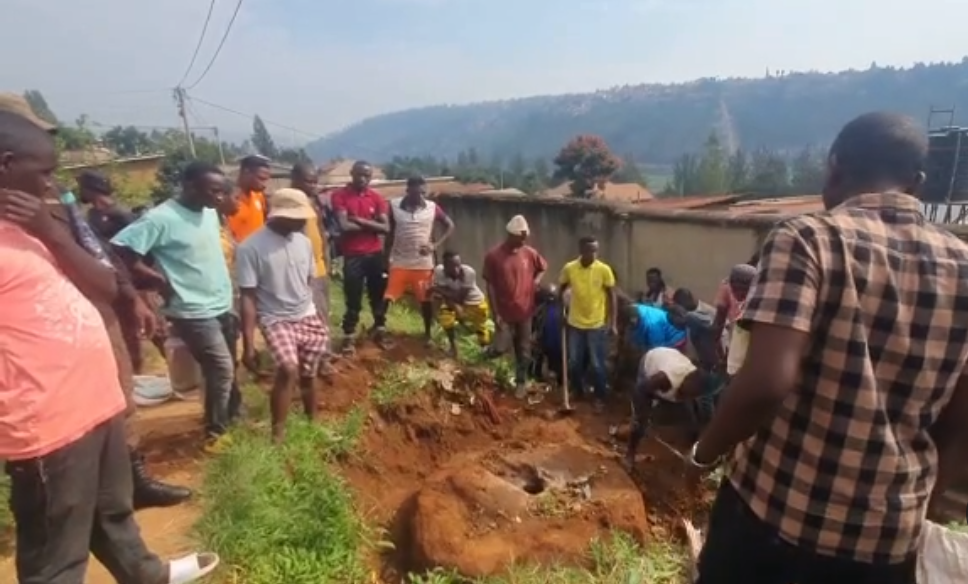 Gatsata: Biracyari urujijo ku muntu wataye uruhinja mu musarani - YEGOB