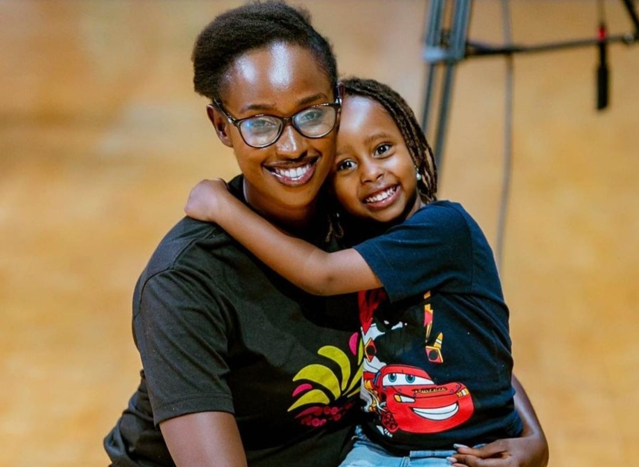 Umunyamakuru Rigoga Ruth mu byishimo bitagira ingano - YEGOB