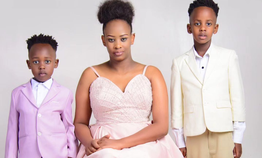 Ase ubwo ujya unyuzamo ugashimira umugabo watumye ubyara abo bana ...