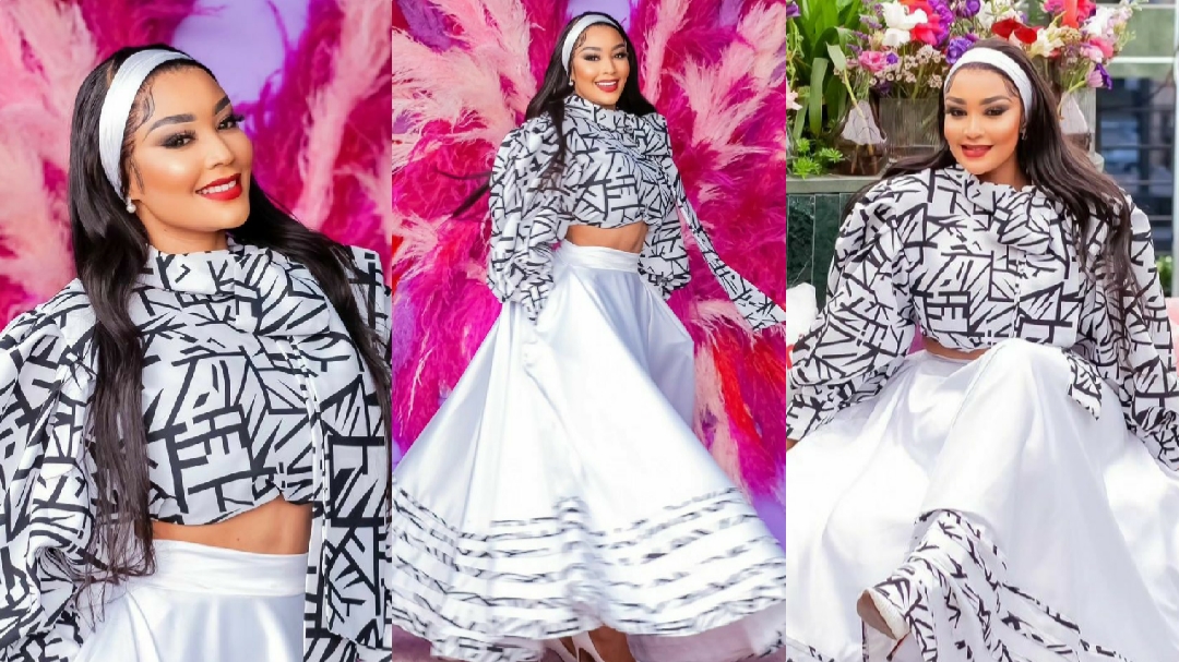 No mu ngutiya araberwa! Umuherwekazi Zari Boss Lady ntajya atenguha abafana be mu miterere dore ...