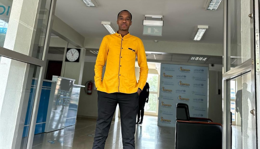 Baraberanye: Rugaju Reagan yerekanye umukobwa wamutwaye uruhu n ...