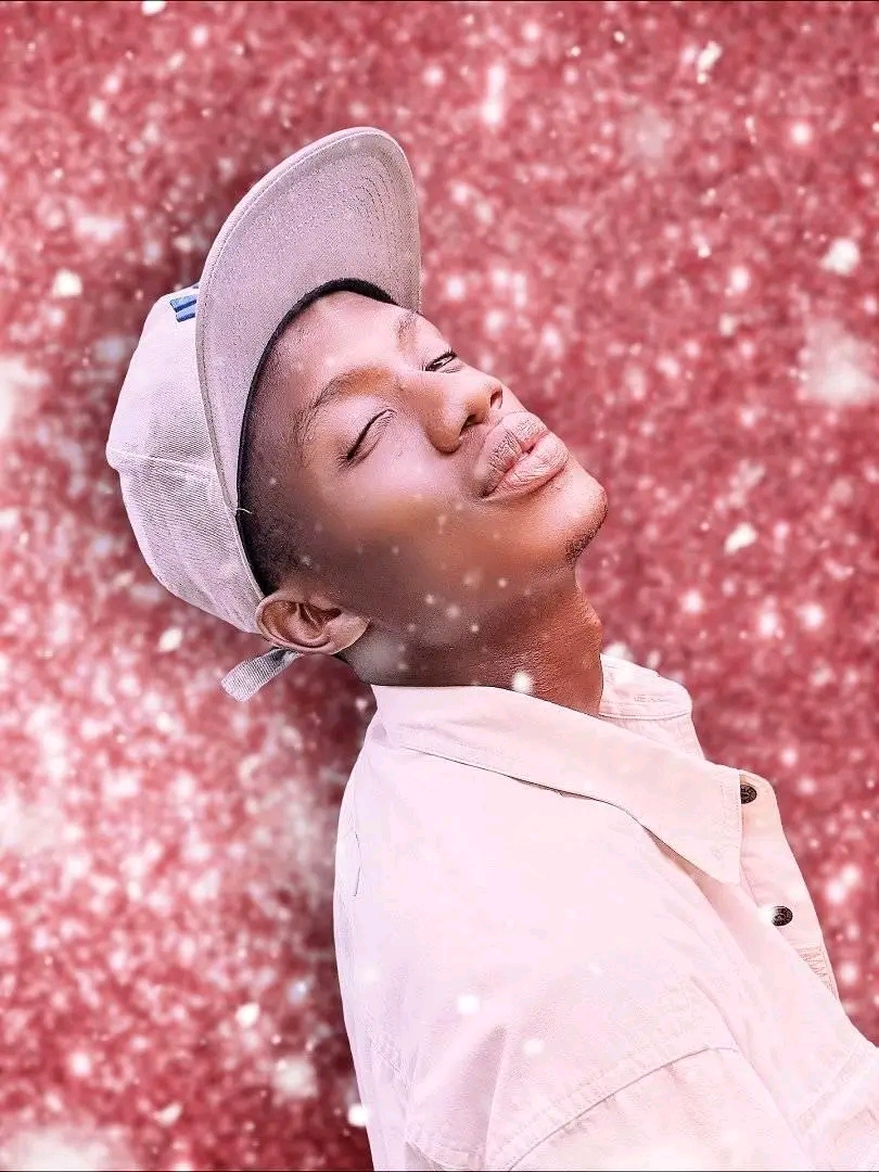 Umuhanzi Sufuri mubasohoye indirimbo nshya za Weekend - YEGOB