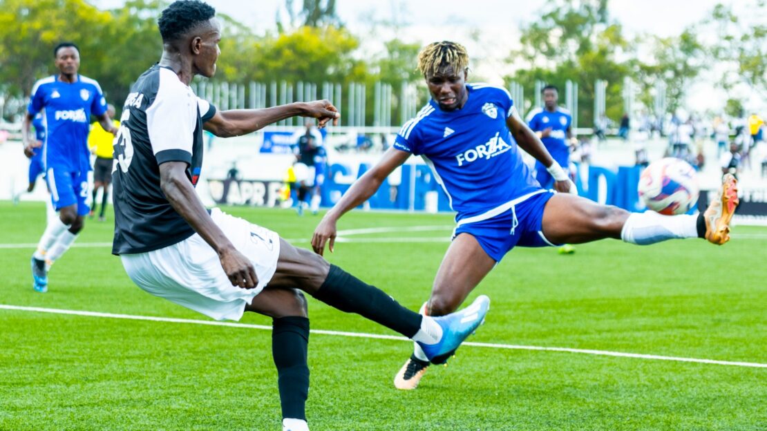 Amafoto: irebere ubwiza bw'umugore w'umufotozi wa mbere mu Rwanda - YEGOB