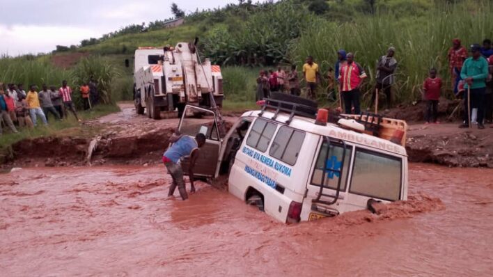 Amafoto: irebere ubwiza bw'umugore w'umufotozi wa mbere mu Rwanda - YEGOB